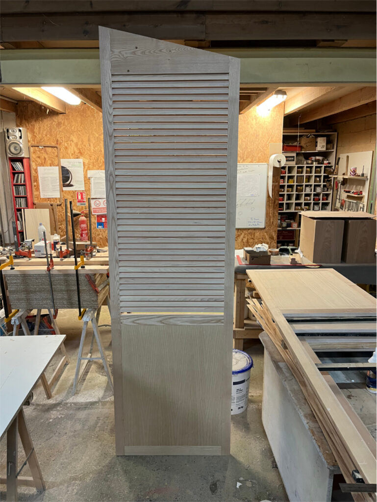 Dressing en frêne massif et mélaminé - Perle d'Ébène