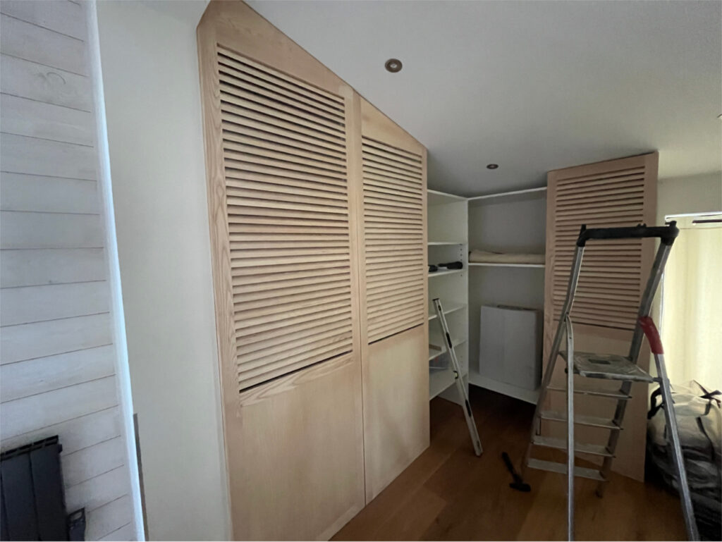 Dressing en frêne massif et mélaminé - Perle d'Ébène